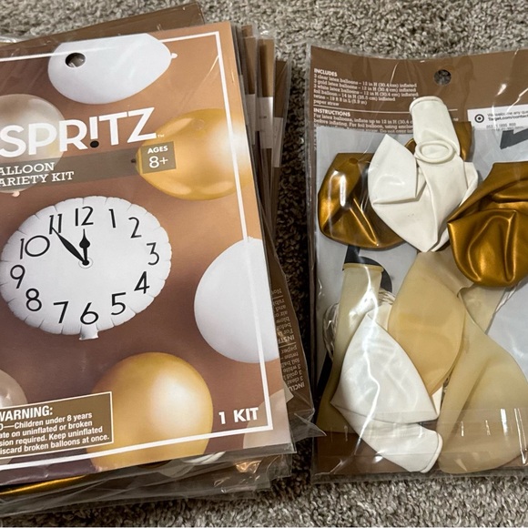 Spritz | Party Supplies | Spritz Gold And White Party Balloon Set ...